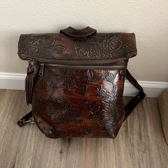 Patricia Nash | Bags | Patricia Nash Crossbody Convertible Backpack ...